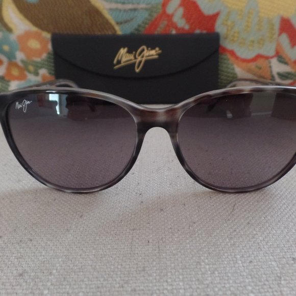 Maui Jim | Accessories | Maui Jim Honi Grey Tortoise Stripe Frame W ...